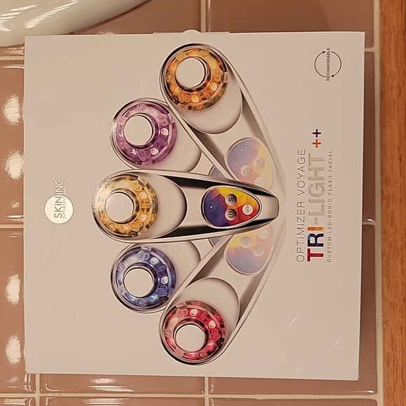Skin Inc | Skincare | Skin Inc Tri Light | Poshmark
